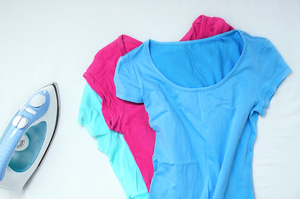 How To Remove Wrinkles From Your Clothes - Laundryheap Blog - Laundry ...